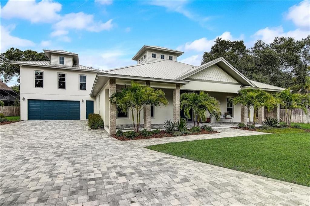 Kelly Parks Team Sales